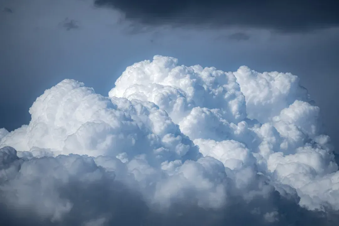 12 simple weather signs that often mean a storm is coming