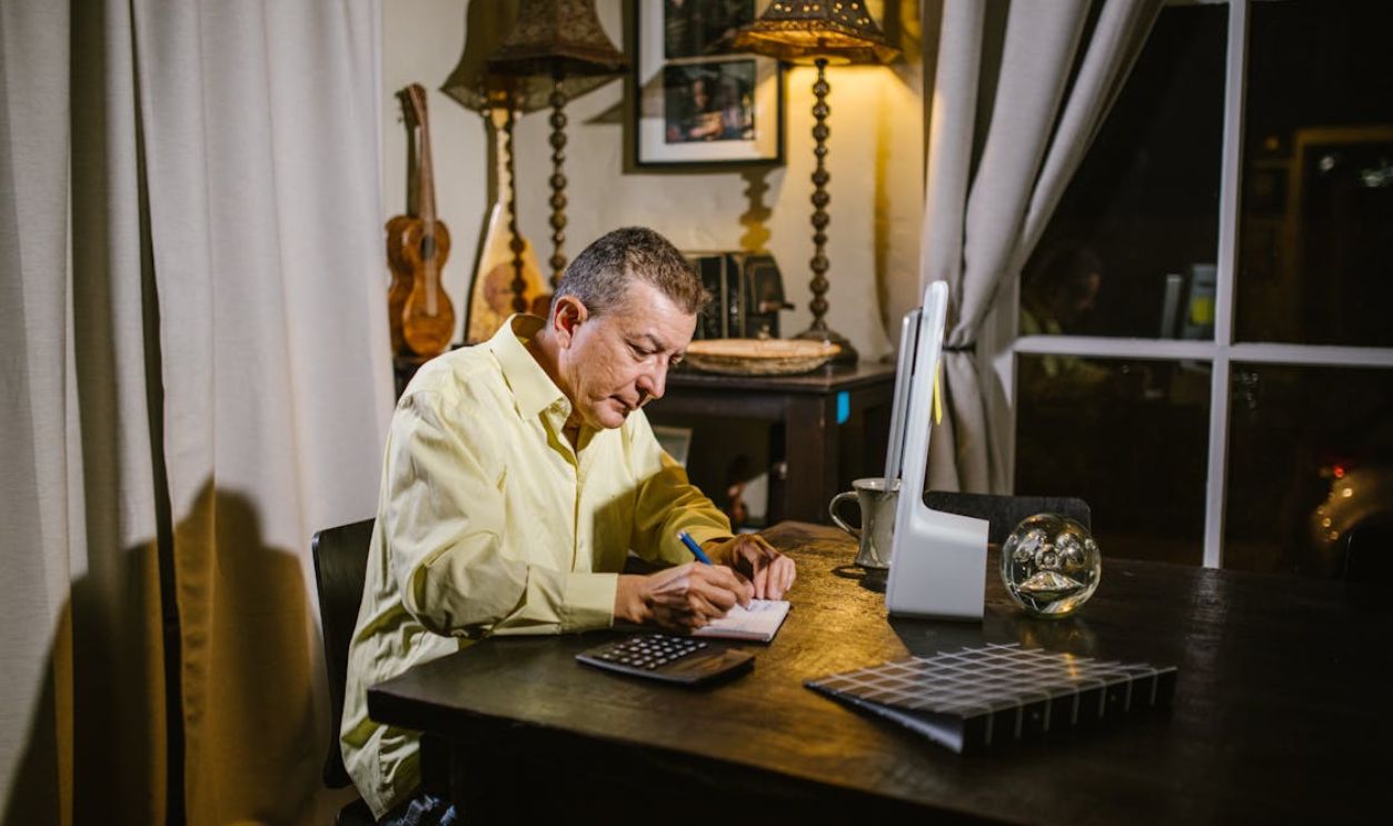 I’m 60 and just heard about the $1,000 retirement rule—now I'm ...