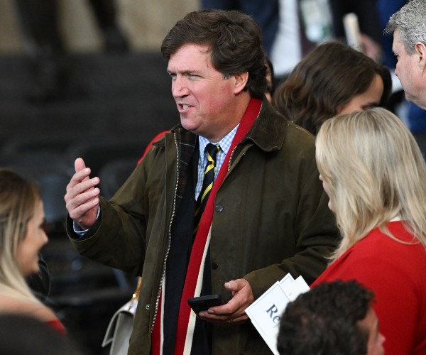 Oliner: Tucker Carlson a danger to US., Israel