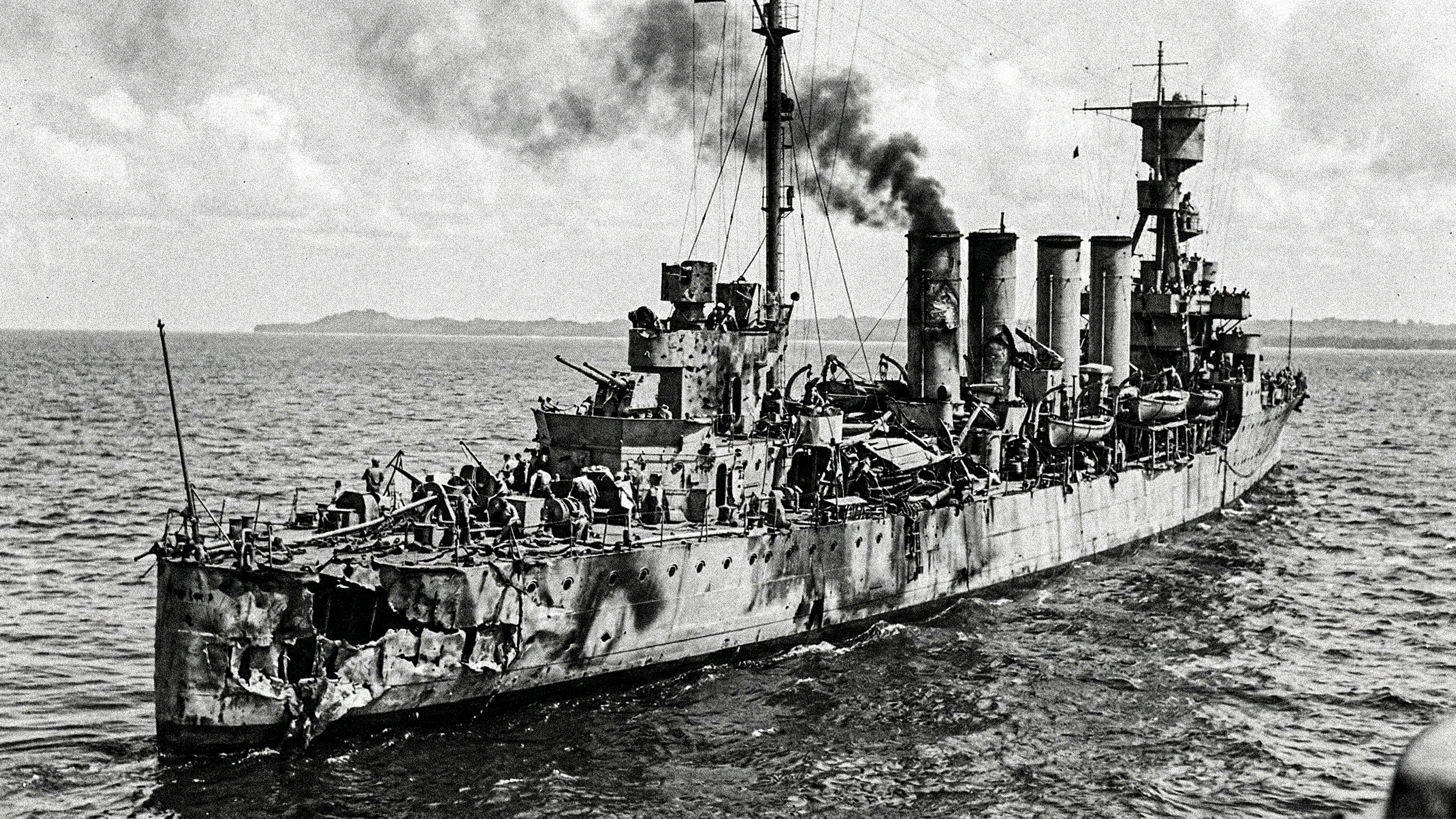 USS Marblehead - The 9-foot hole that started a 20,000-mile survival run