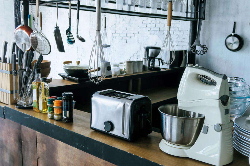 20 vintage kitchen gadgets that are still surprisingly useful today