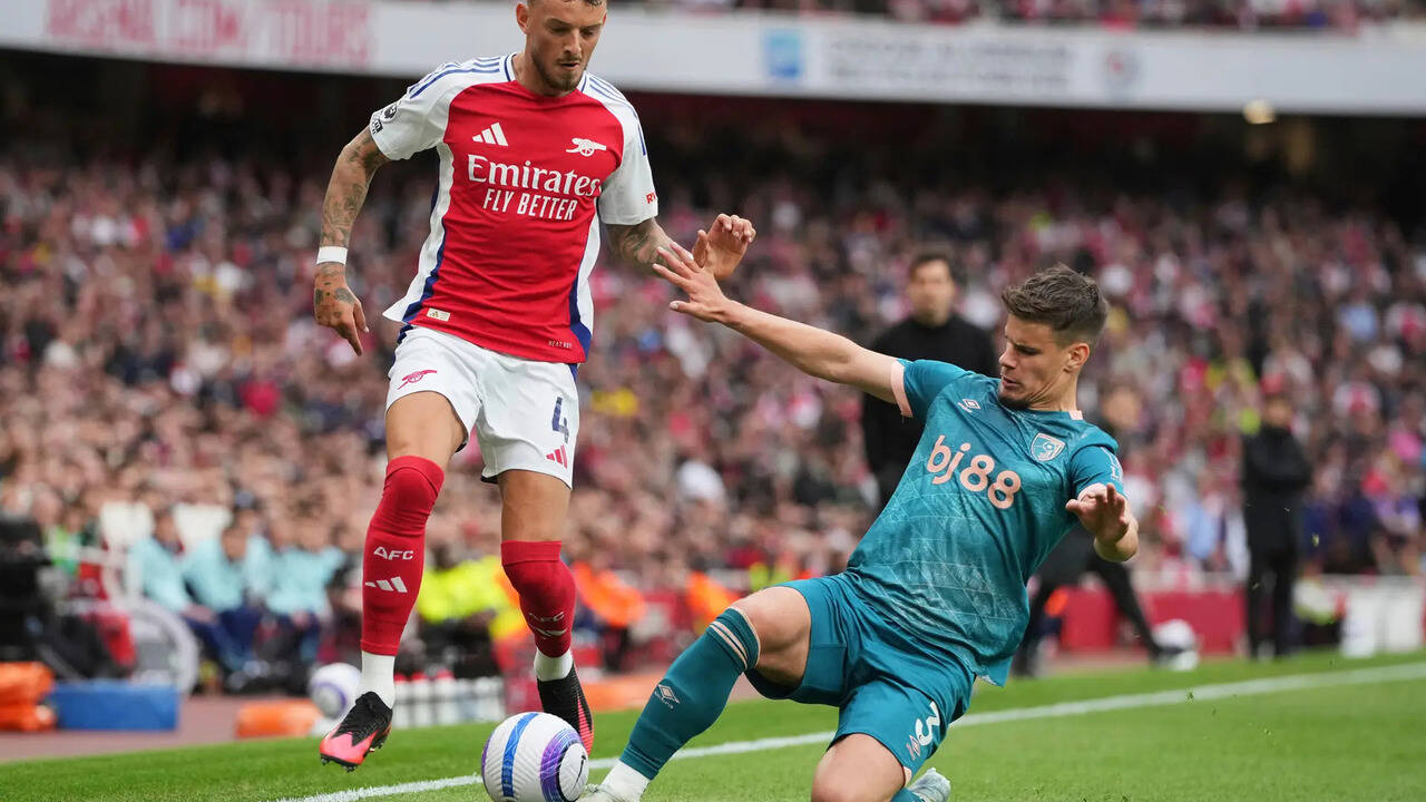 Ben White returns to England squad after nearly four-year absence