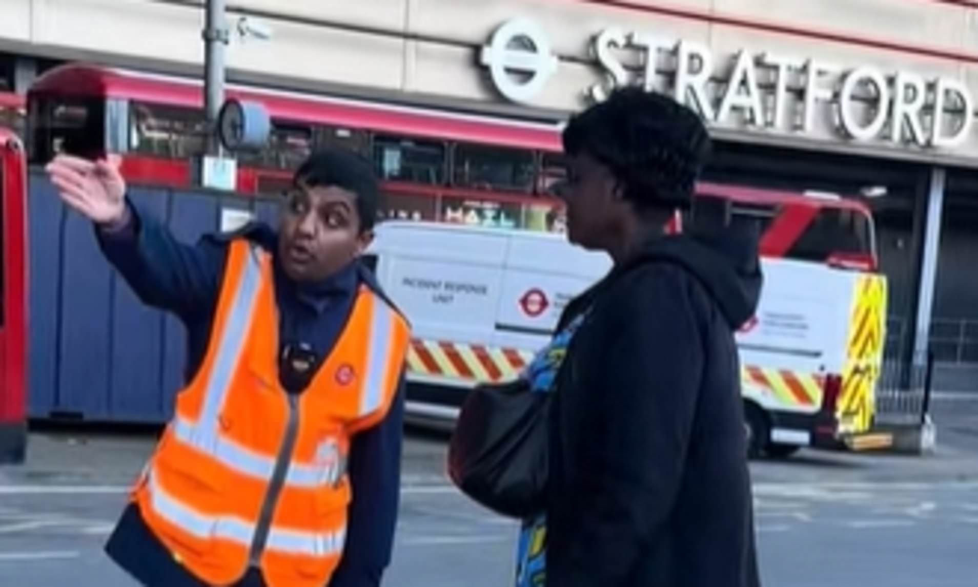 Commuter confronts 'disrespectful' TfL worker who tells elderly woman ...