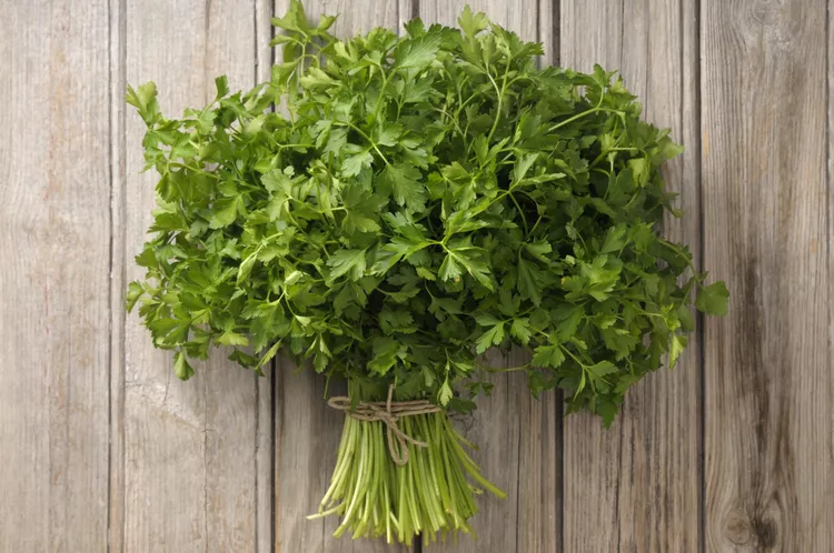 9 fruits and veggies with flavonoids for a healthier heart and brain