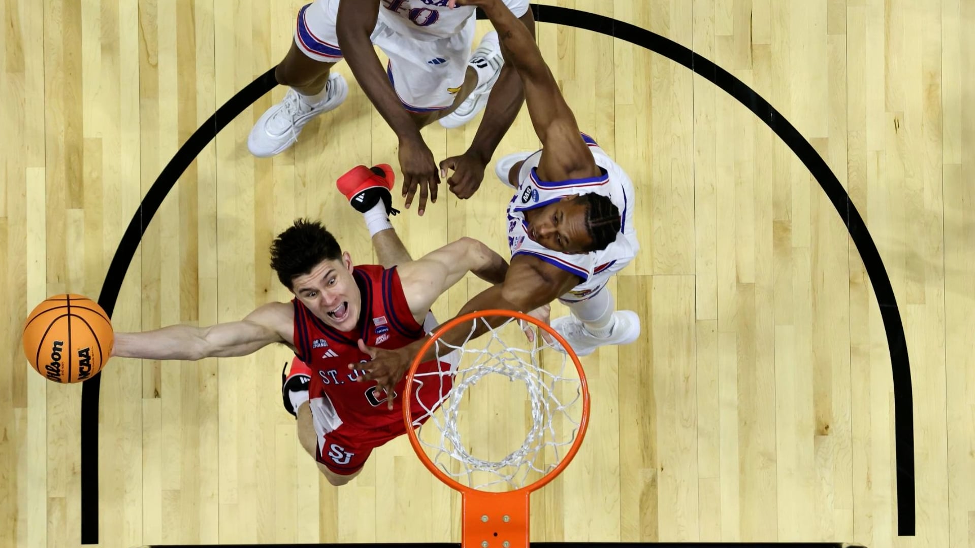 St. John’s reach Sweet 16 with buzzer beater win over Kansas