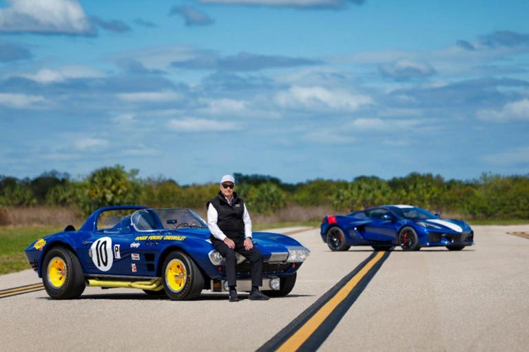 The New C8 Chevy Corvette Grand Sport Makes a Surprise Debut at the12 ...