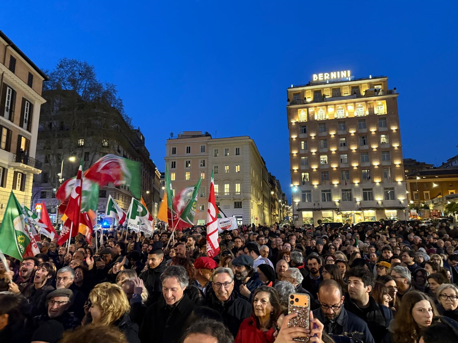 A Roma la festa del NO al referendum, "L'Italia che resiste"