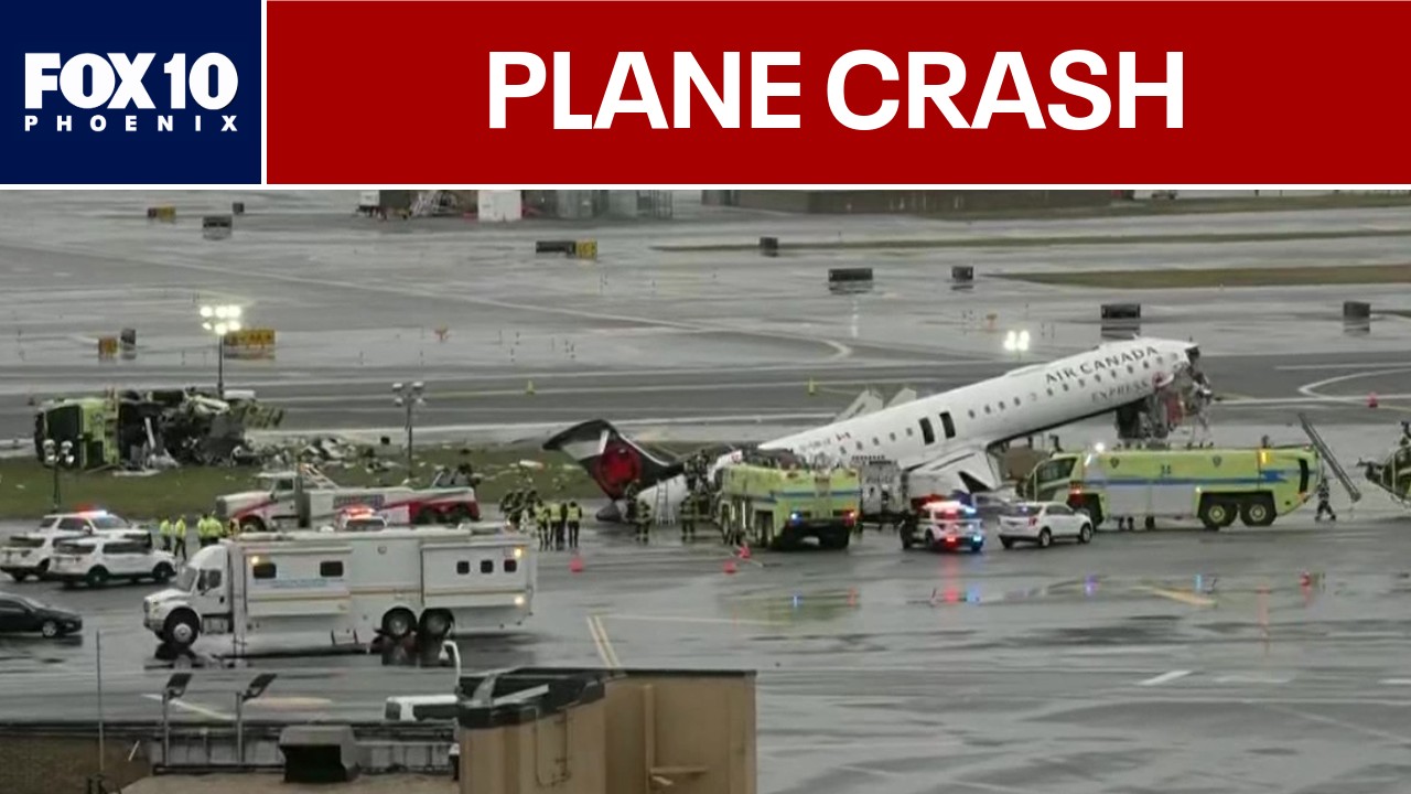 2 dead following plane crash in New York