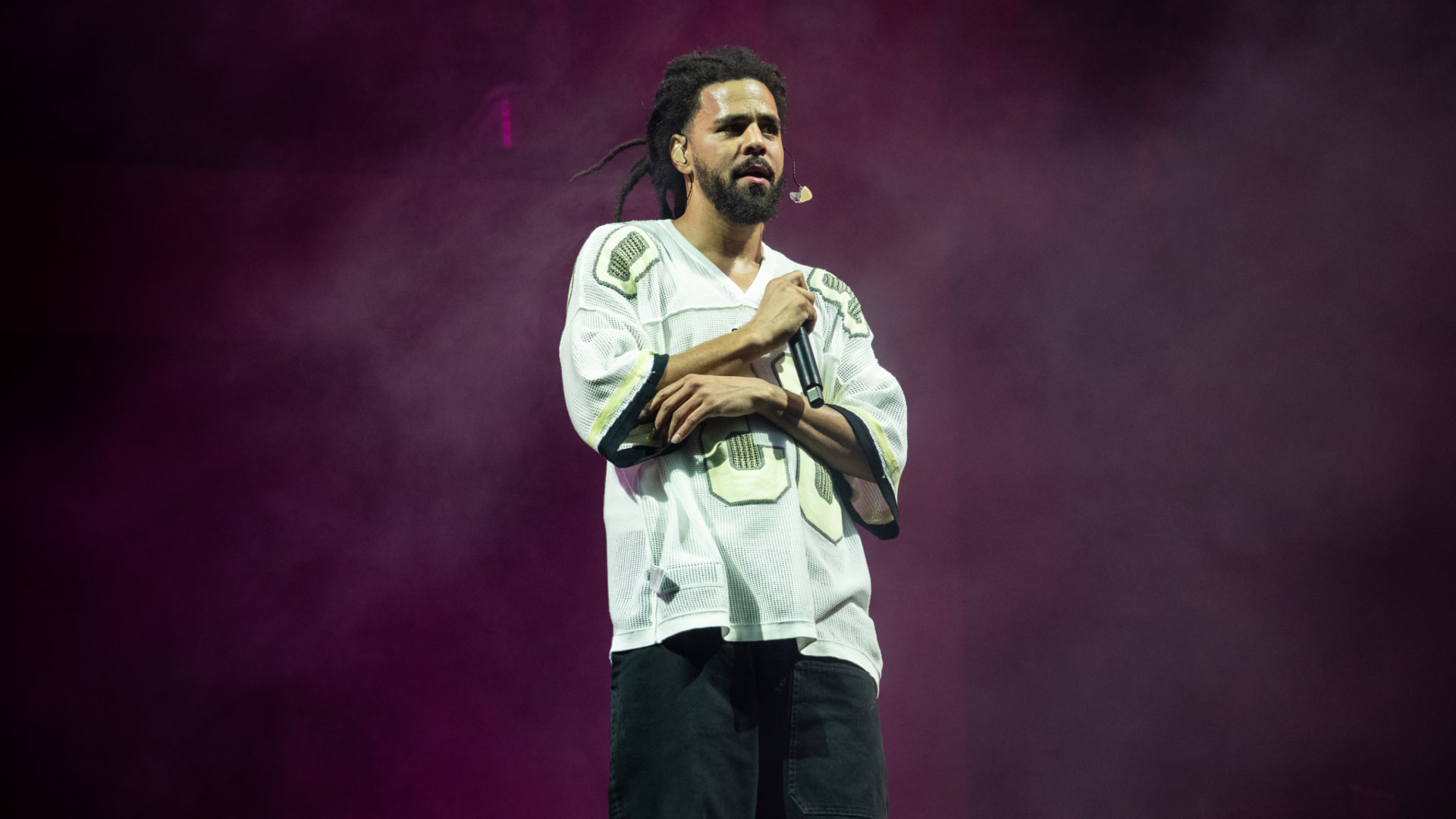 How many times does J Cole say 'boom boom boom' in new interview? The answer might shock you
