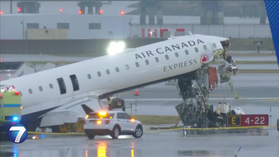 NTSB investigates scene of fatal plane crash at LaGuardia Airport