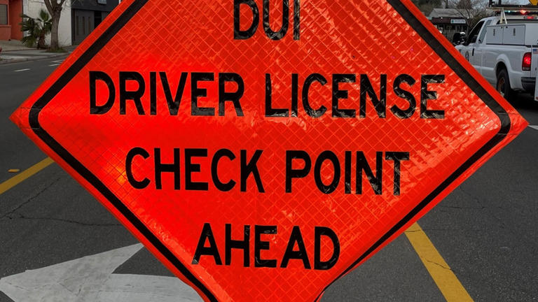 Fresno checkpoint stops 276 cars; 4 DUI arrests and 32 cited for ...