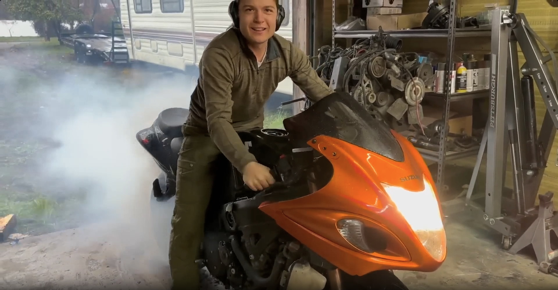 Discover the secrets of a record-breaking dirt bike