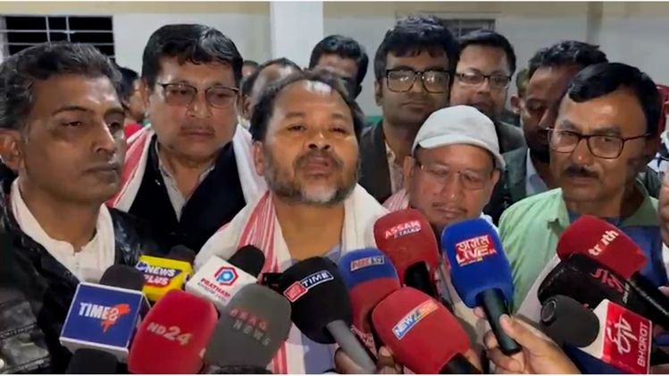 'Biggest murderer of Assam': Akhil Gogoi's sharp attack on BJP's Kushal ...