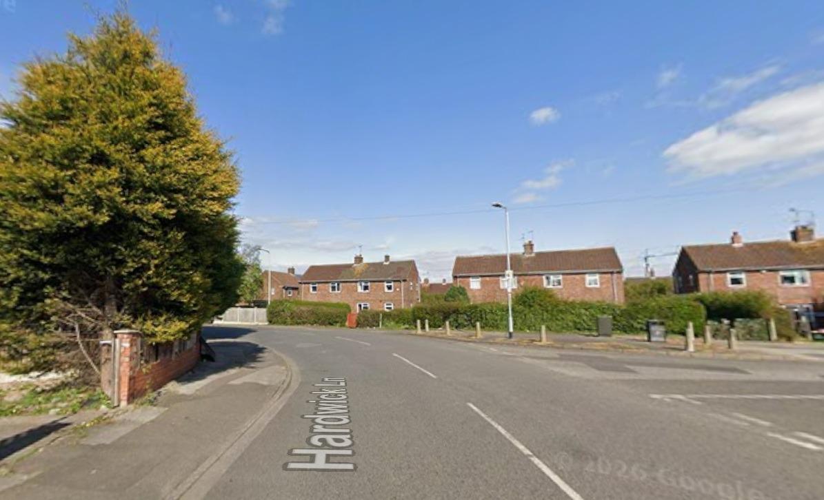Appeal after man stabbed during fight in Sutton