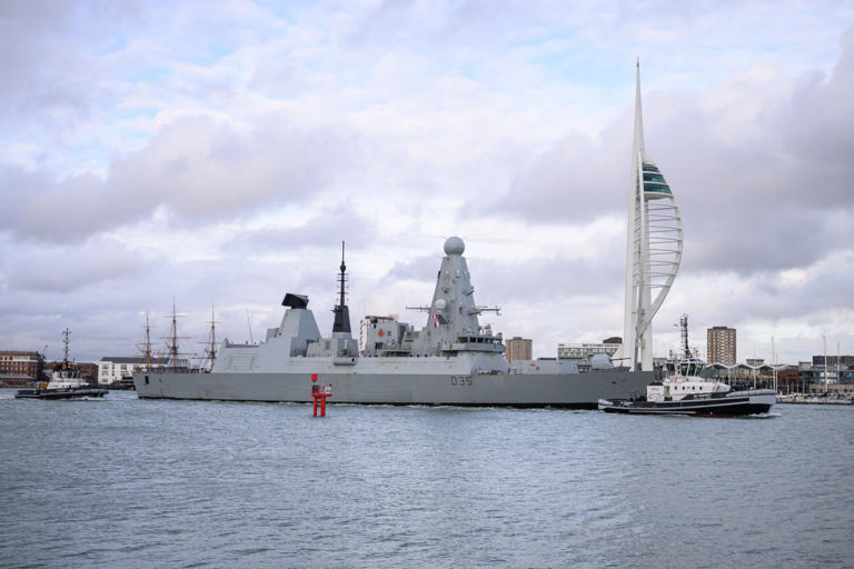 HMS Dragon to begin defending Cyprus tonight after arrival in east ...