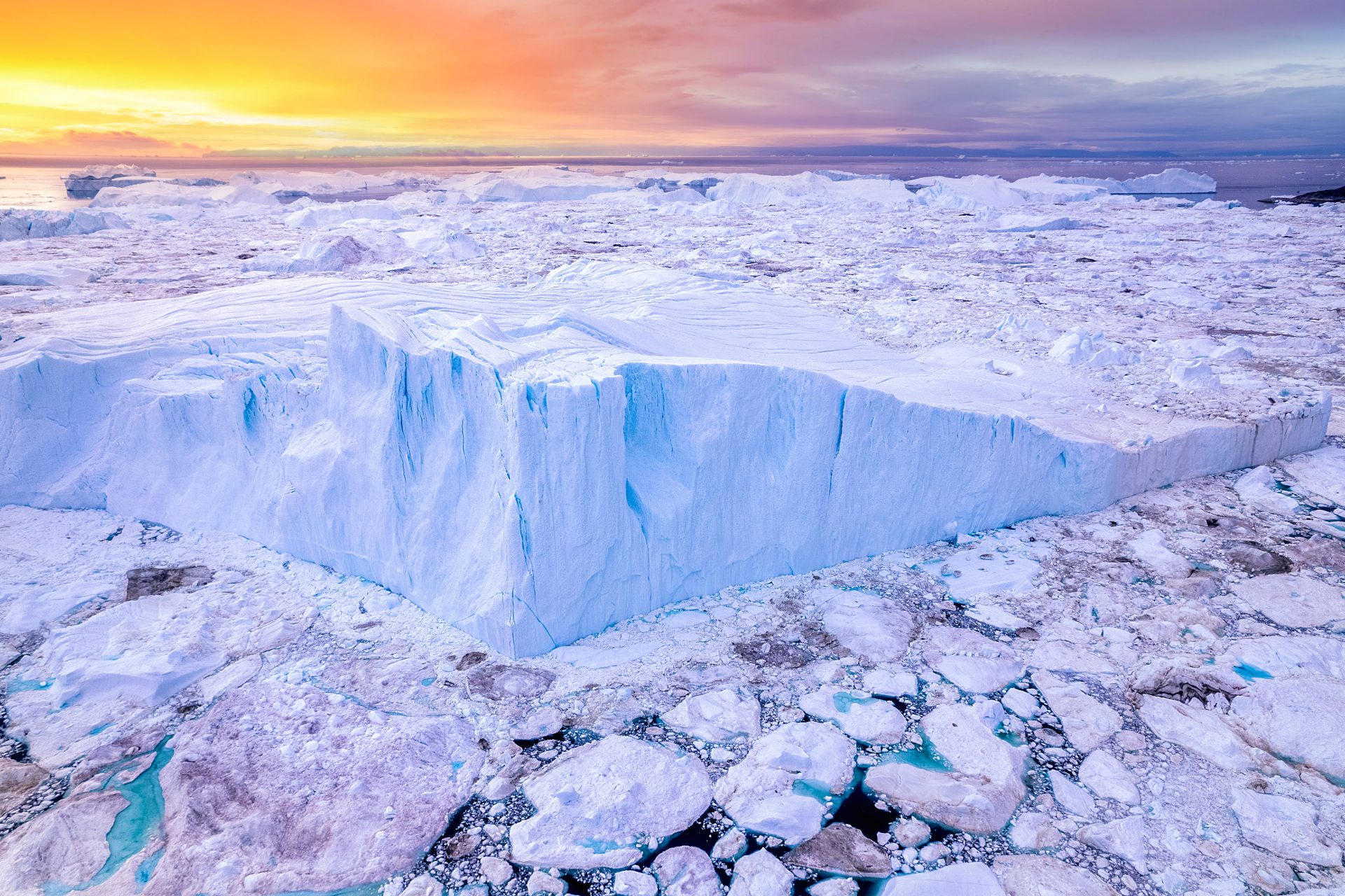 Arctic sea ice at record lows, raising serious climate concerns