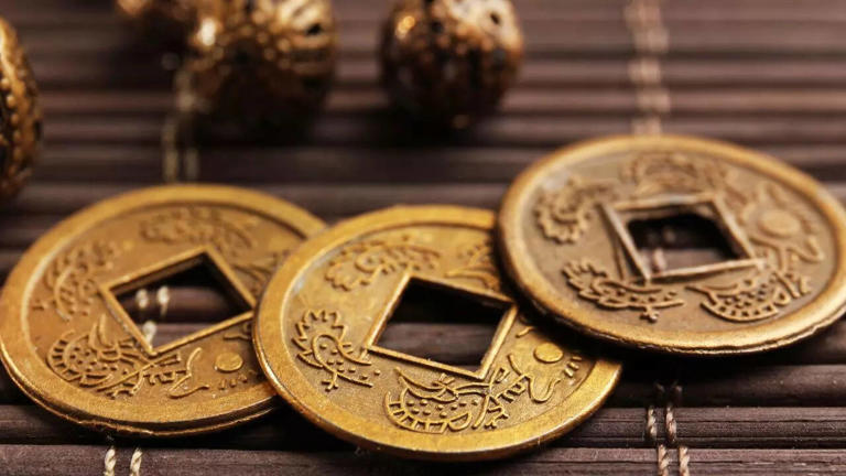 Feng shui tips: Placing these golden coins in red thread can attract wealth