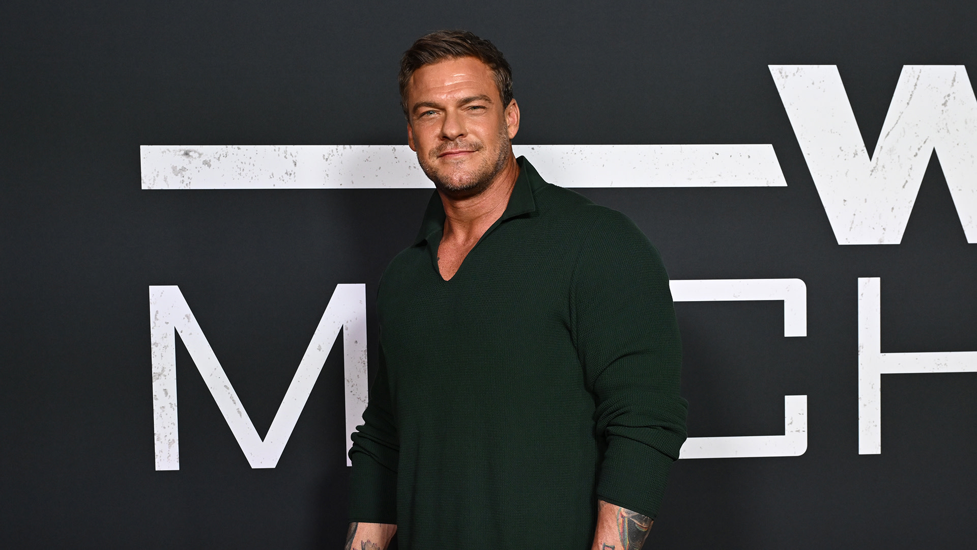 Video allegedly shows 'Reacher' star Alan Ritchson beating up his ...
