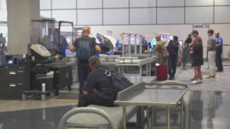 Huntsville Airport launches gift card drive to aid unpaid TSA workers
