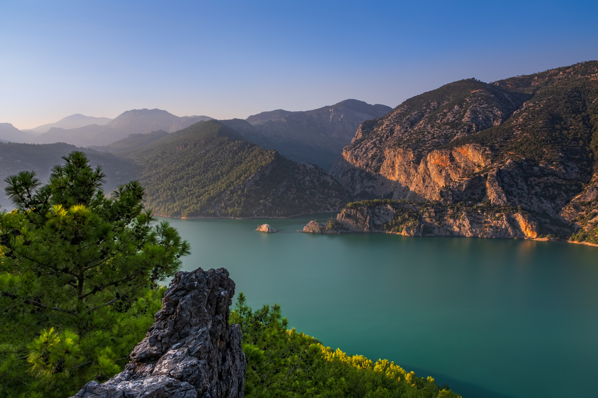 17 natural wonders that are so remote, most people will never see them