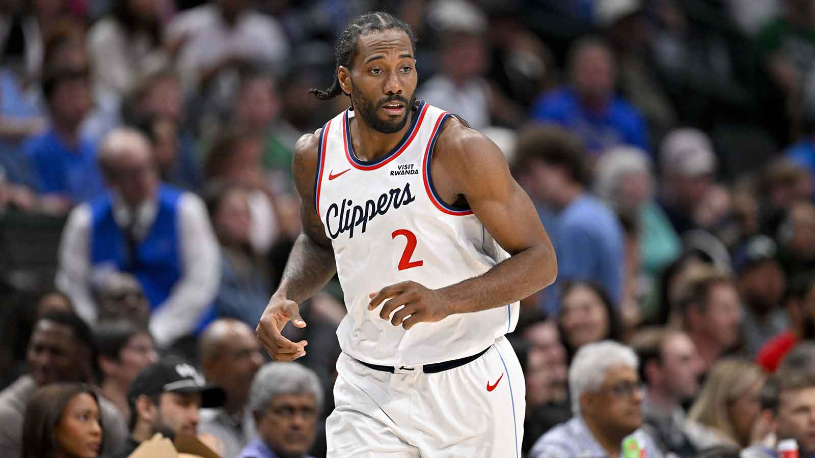 Clippers’ Kawhi Leonard out vs. Warriors with No. 9 seed looking likely