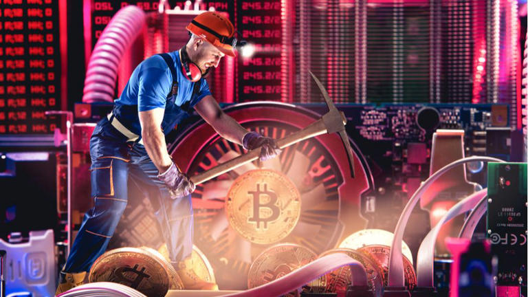 Data center provider spends $500 million to turn former cryptomining ...