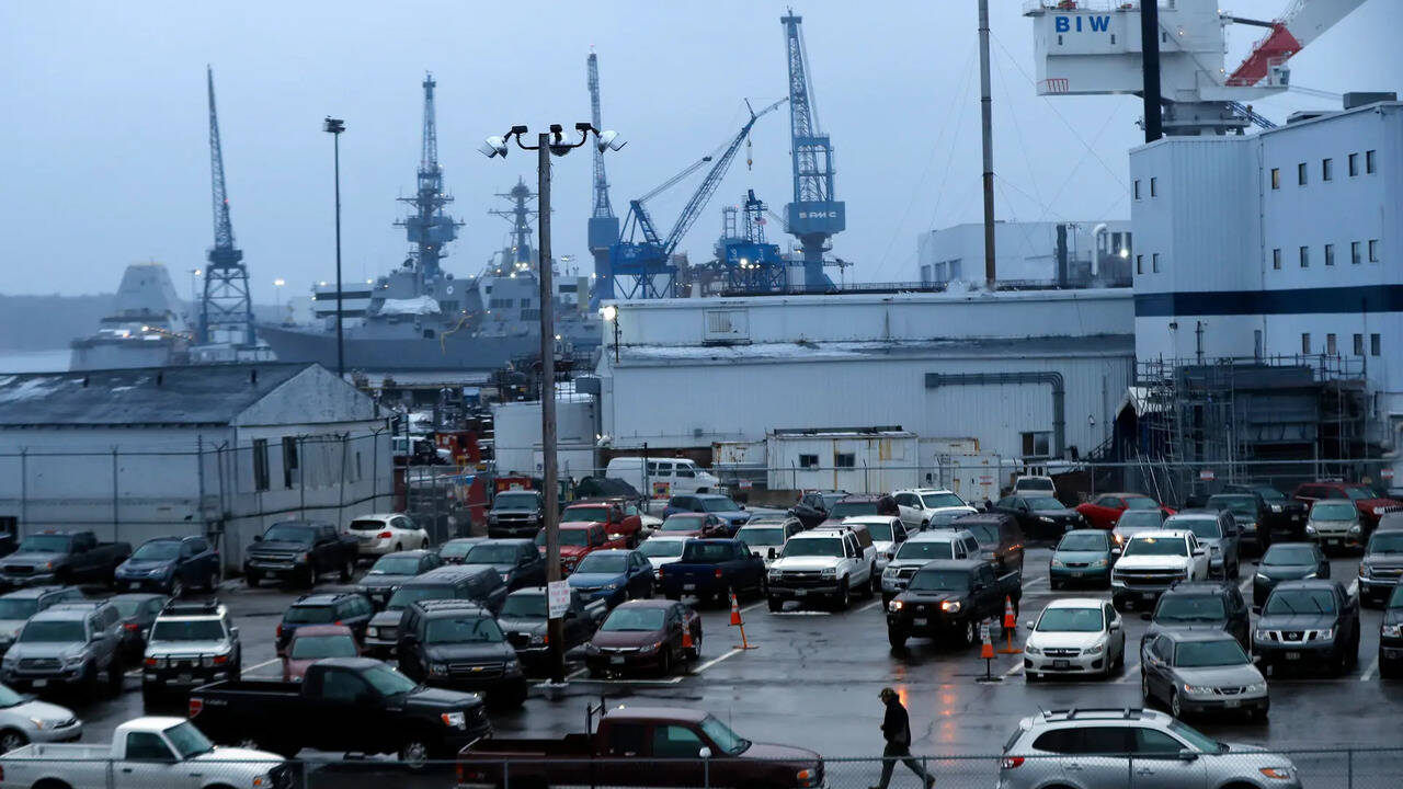 Workers strike at General Dynamics Bath Iron Works over wage disputes