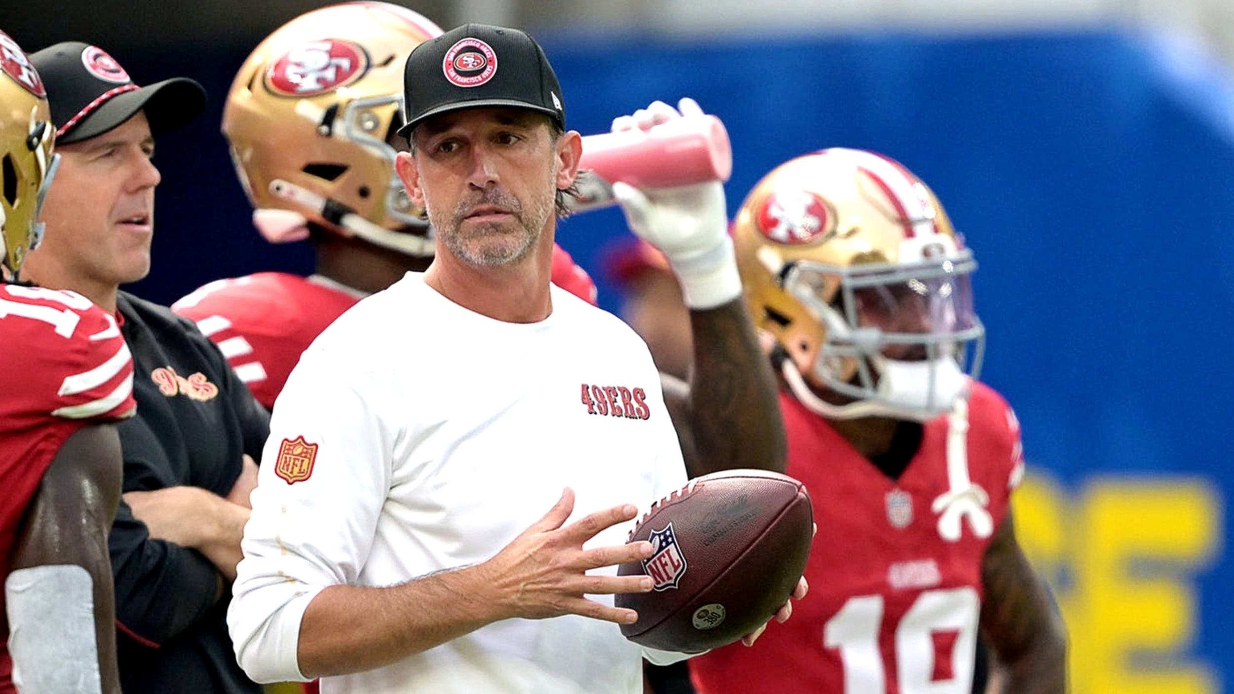 Shanahan Reacts To 49ers Adding Evans Kirk Greenlaw And Trent