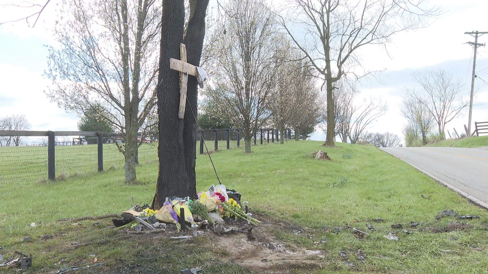 16-year-old dead after crash on Newtown Pike in Scott County, deputies say
