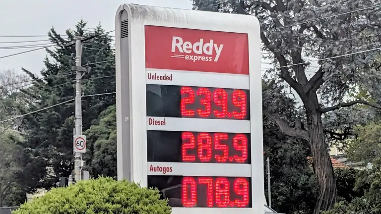 Fuel pump audit to crack down on service stations ripping off customers