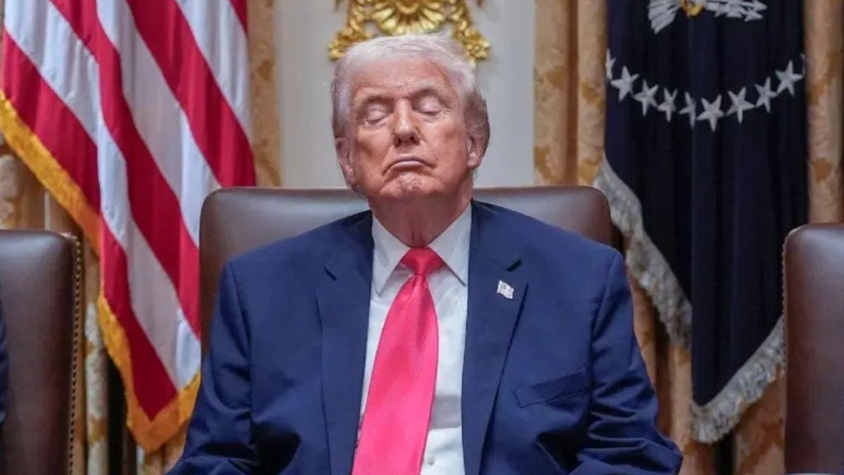 Dozy Don strikes again! President Trump falls asleep during Pam Bondi's ...