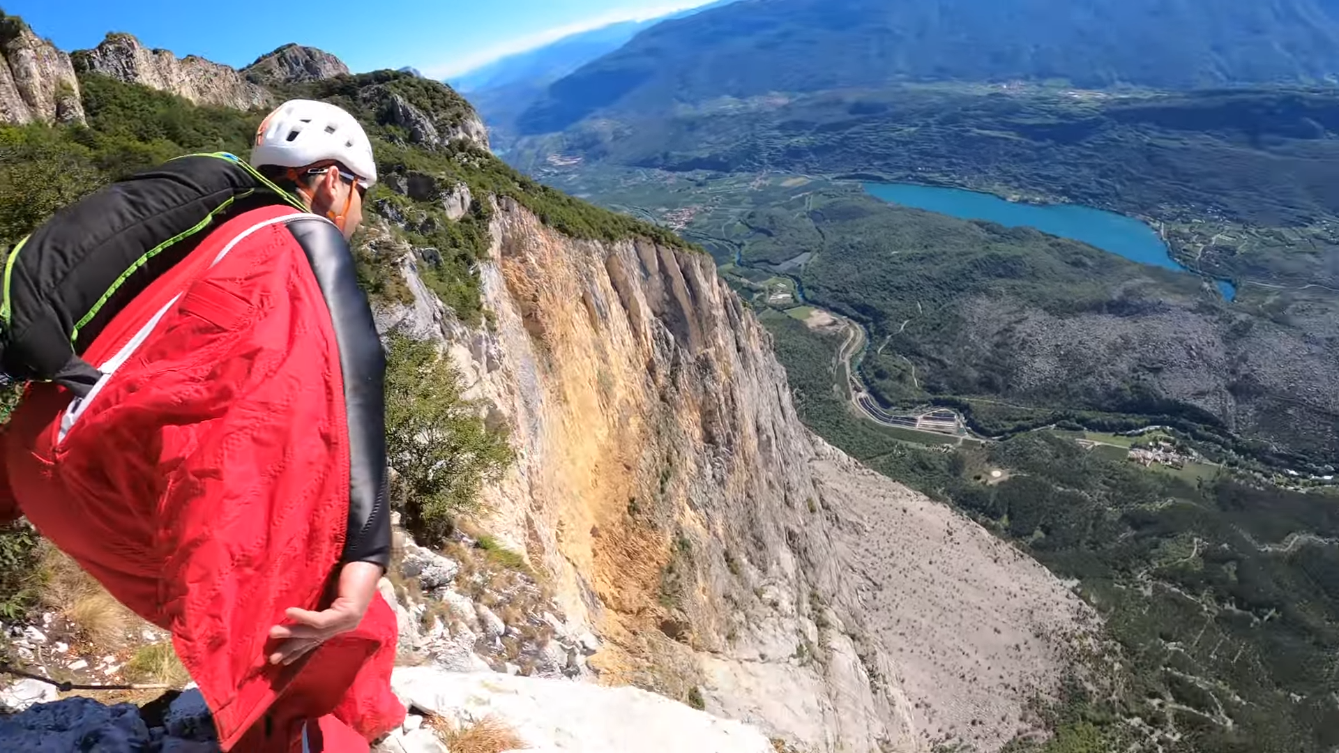 Man jumps from a tall cliff - it gets dangerous fast