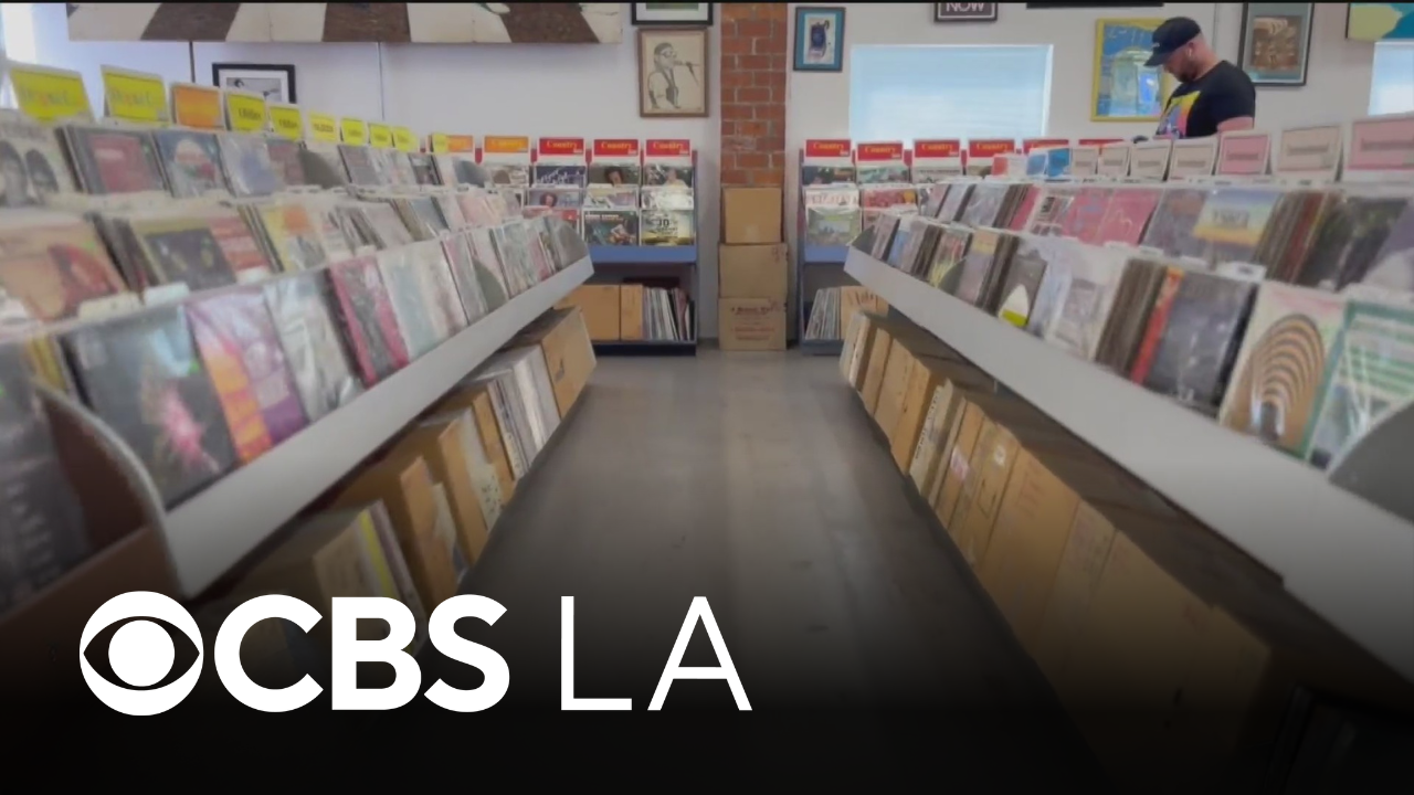 Vinyl record sales hit $1 billion in 2025, surpassing CDs for first ...