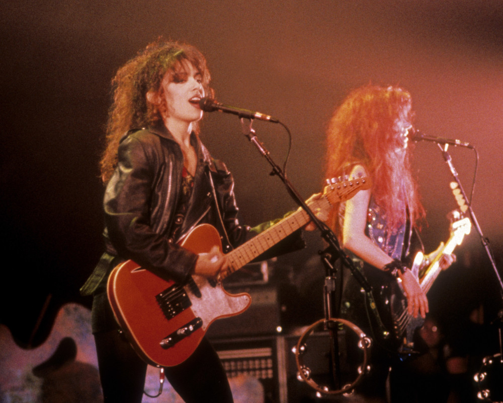'80s Bangles legend Susanna Hoffs, 67, is an ageless beauty while ...