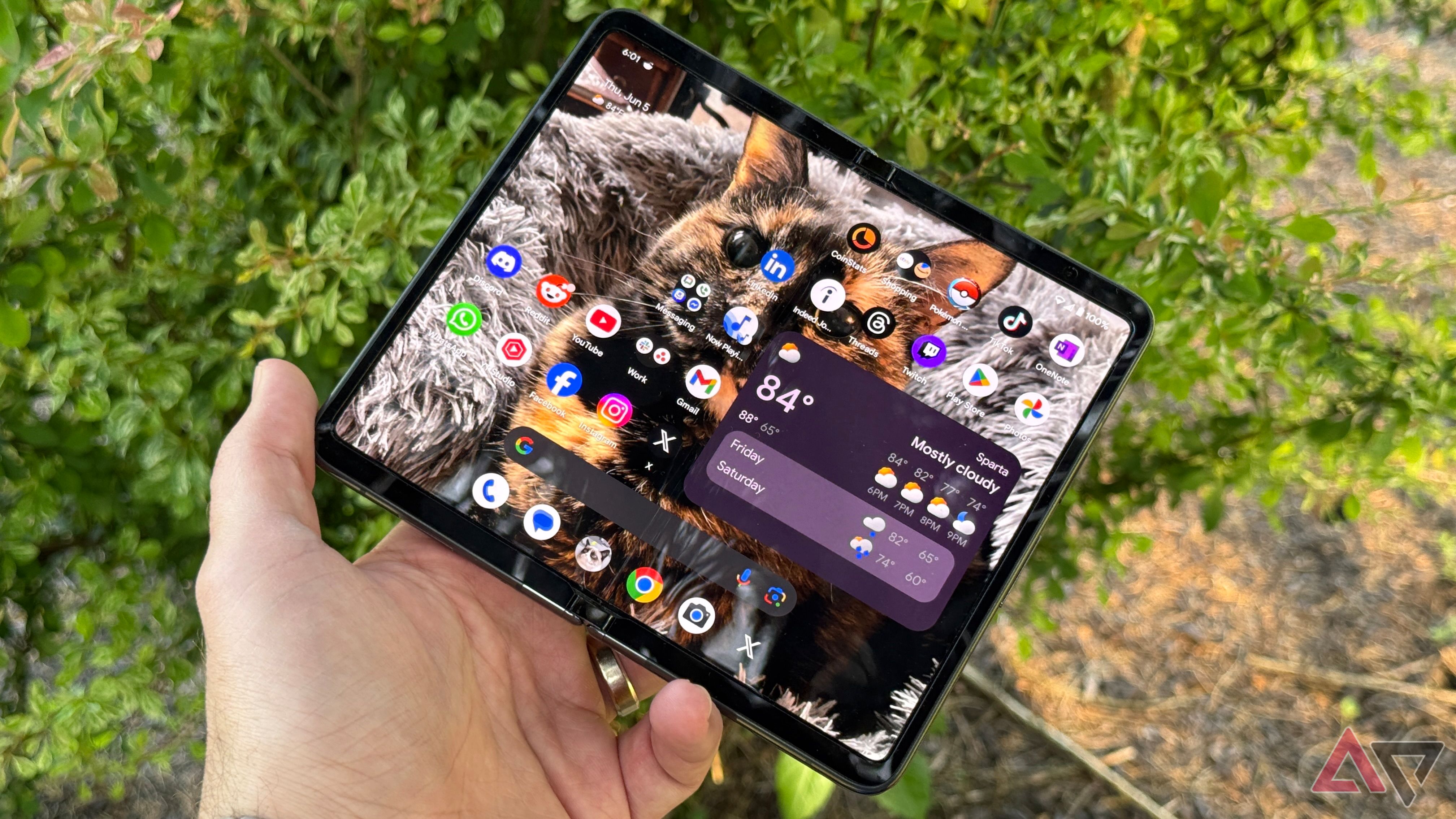 Google's latest Pixel Fold update makes this $400 foldable worth ...