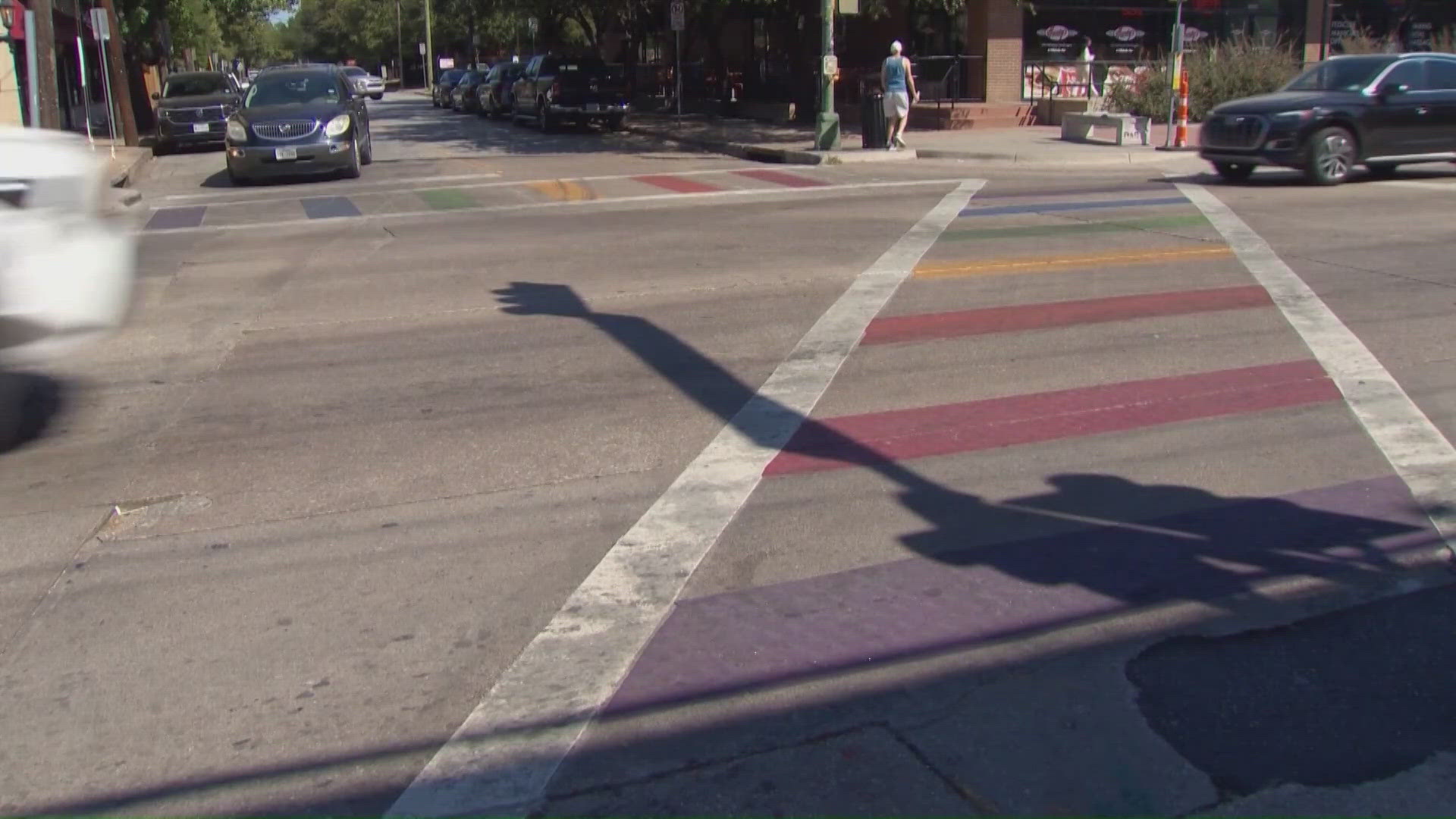 Dallas begins removing rainbow crosswalks