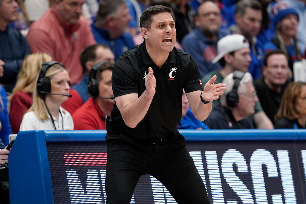 ‘Proven leader’: Former UNC player Wes Miller named as Charlotte 49ers ...
