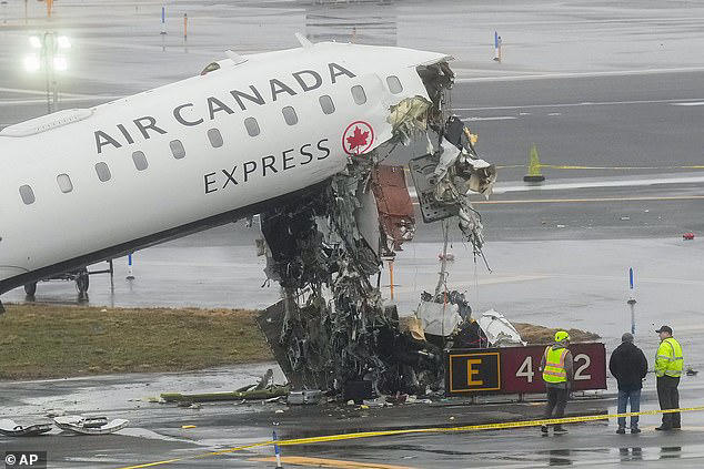 Flight attendant hurled 330ft from plane crash who survived, as tragic ...