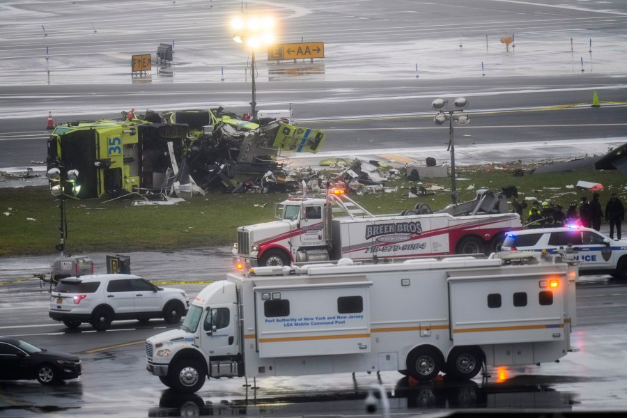 Firefighters involved in LaGuardia plane crash recovering at hospital