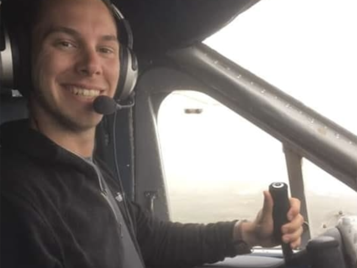 Quebec man identified as pilot who died in Air Canada plane crash in ...