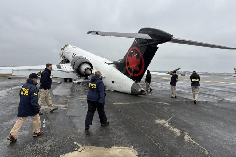 Air Canada passengers recount moment of deadly collision on LaGuardia ...