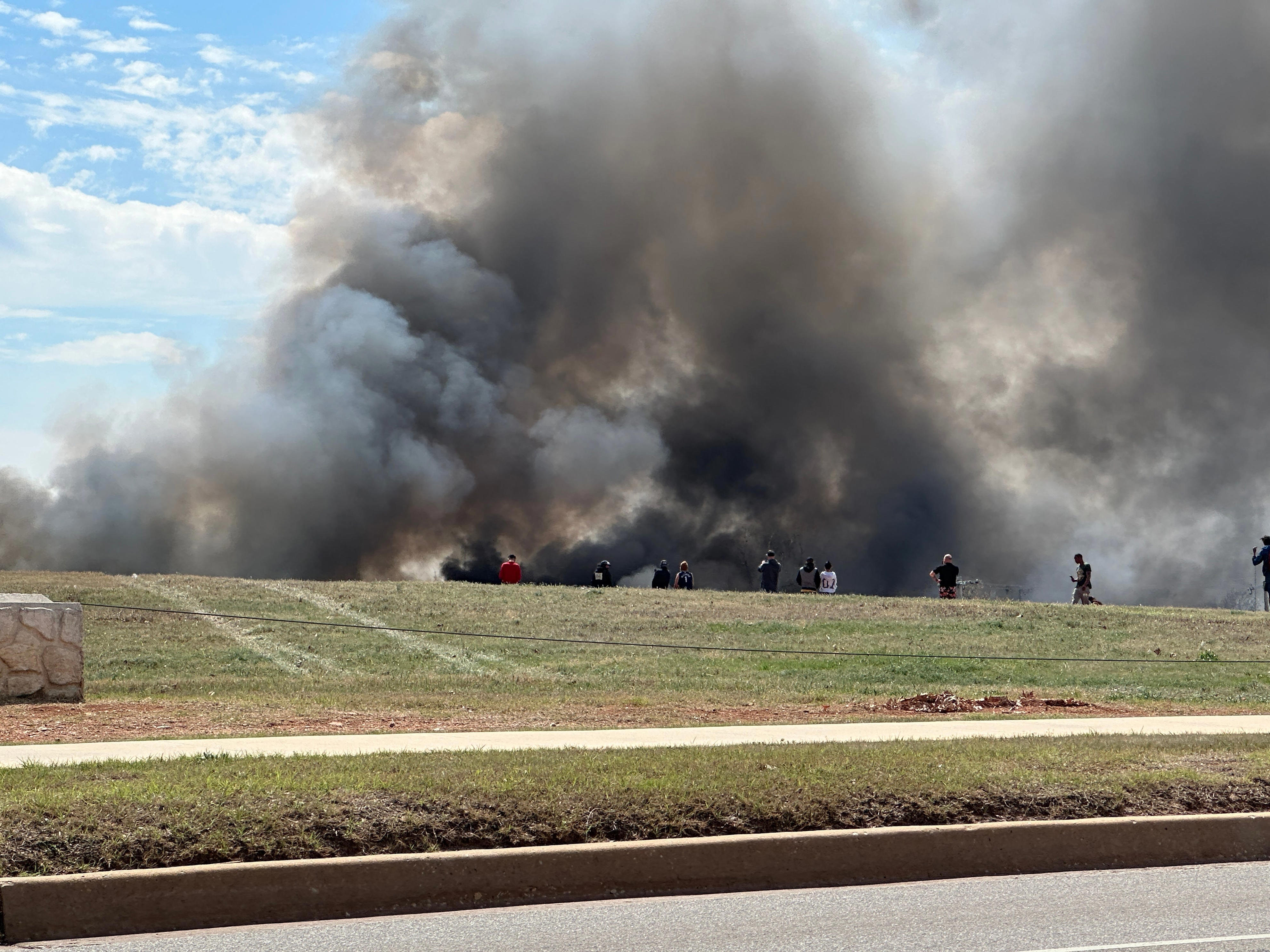 Fire in Oklahoma City scrapyard produces massive smoke plume visible ...