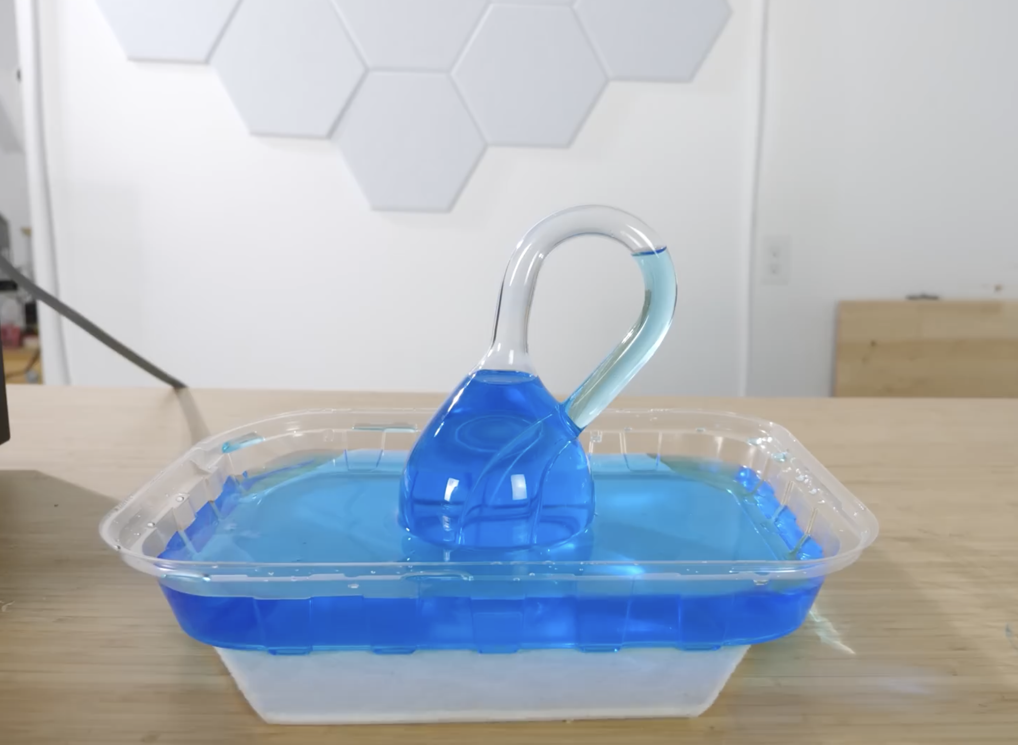 Can you fill a shape that has no inside?
