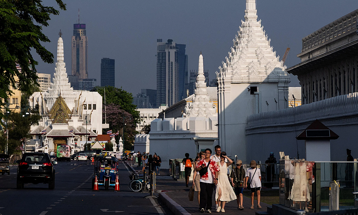 In Southeast Asia's 2nd largest economy, luxury hotels begin slashing ...