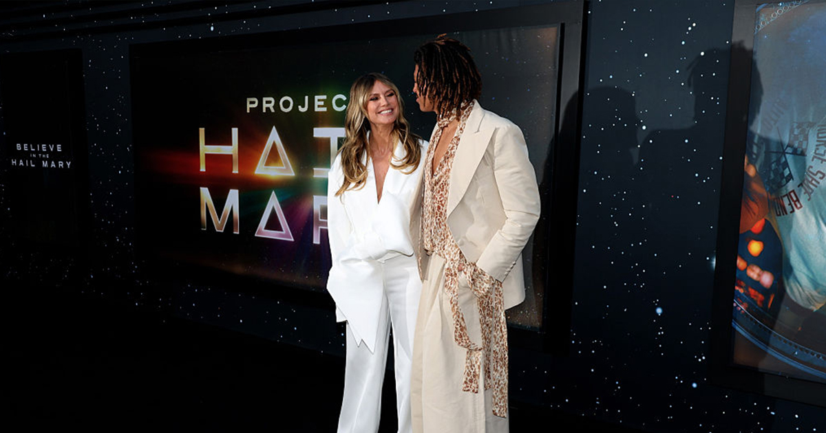 Heidi Klum’s 20-year-old son turns heads with uncanny resemblance to ...