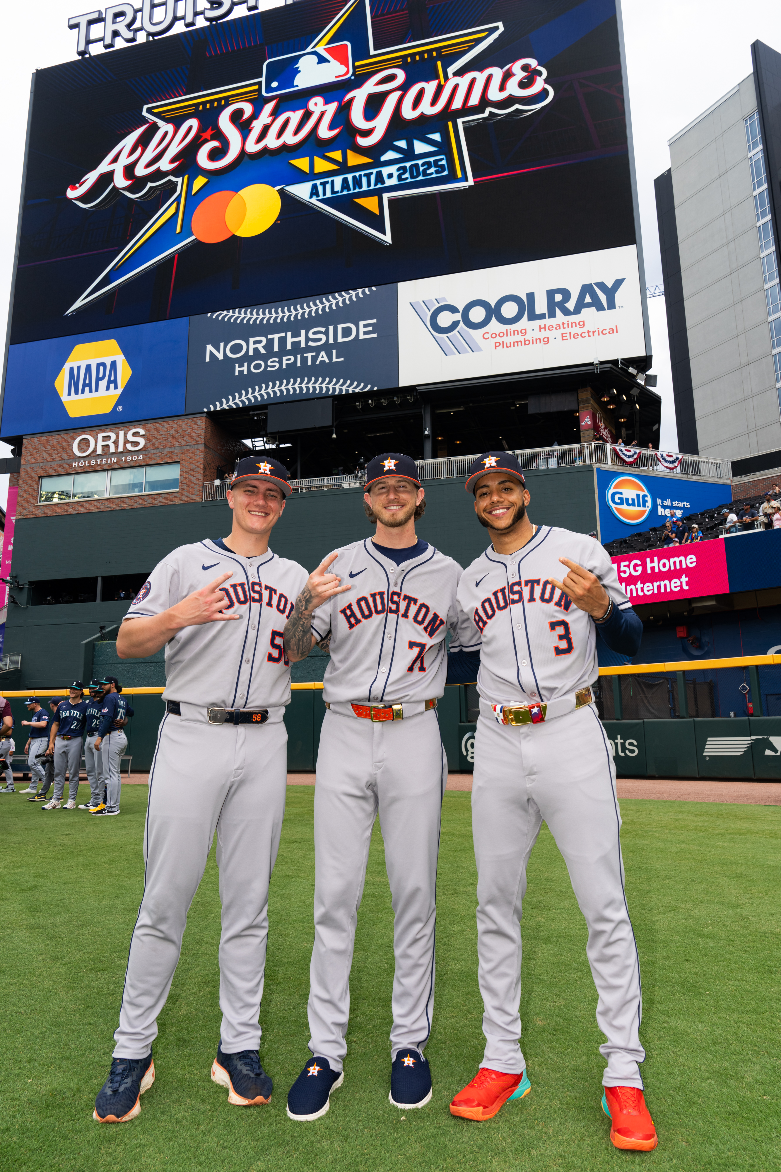 Peña, Meyers, Pearson could return next week; Hader, Brown make progress