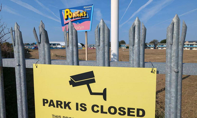 Inside the abandoned Pontins holiday park where squawking seagulls have ...