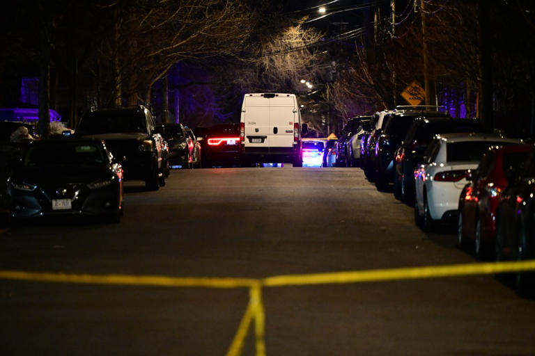 Undercover US Park Police officer ambushed, shot by 2 gunmen still at ...