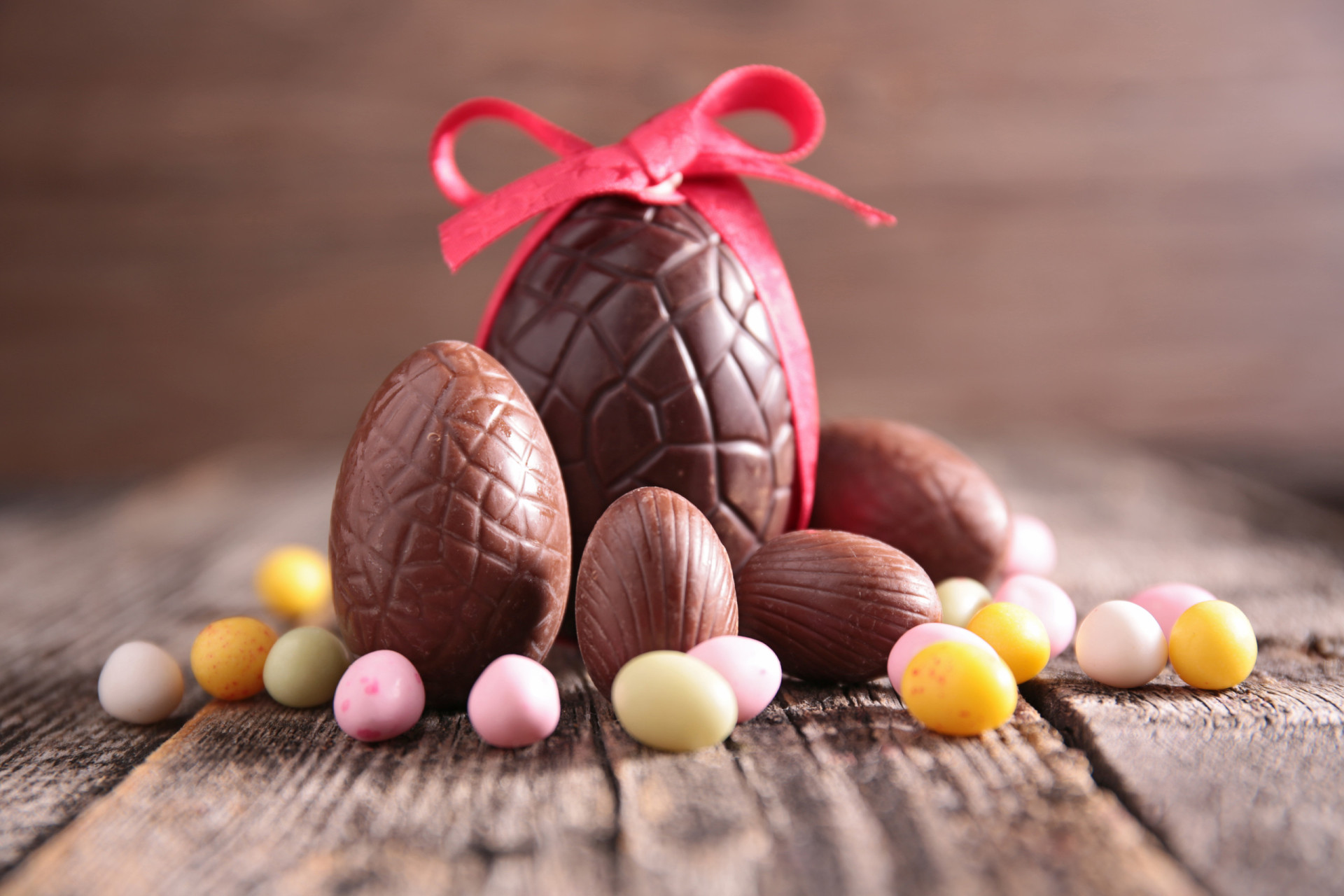 How to make your own Easter eggs