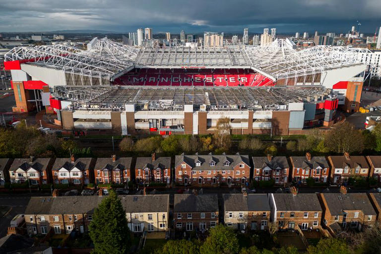 Man United confirm private funding for $2.68 billion Old Trafford ...